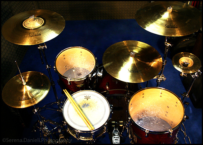 Demian Campora Saluda Cymbal Artist